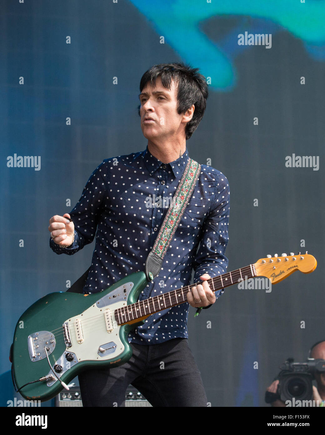 Johnny marr hi-res stock photography and images - Alamy