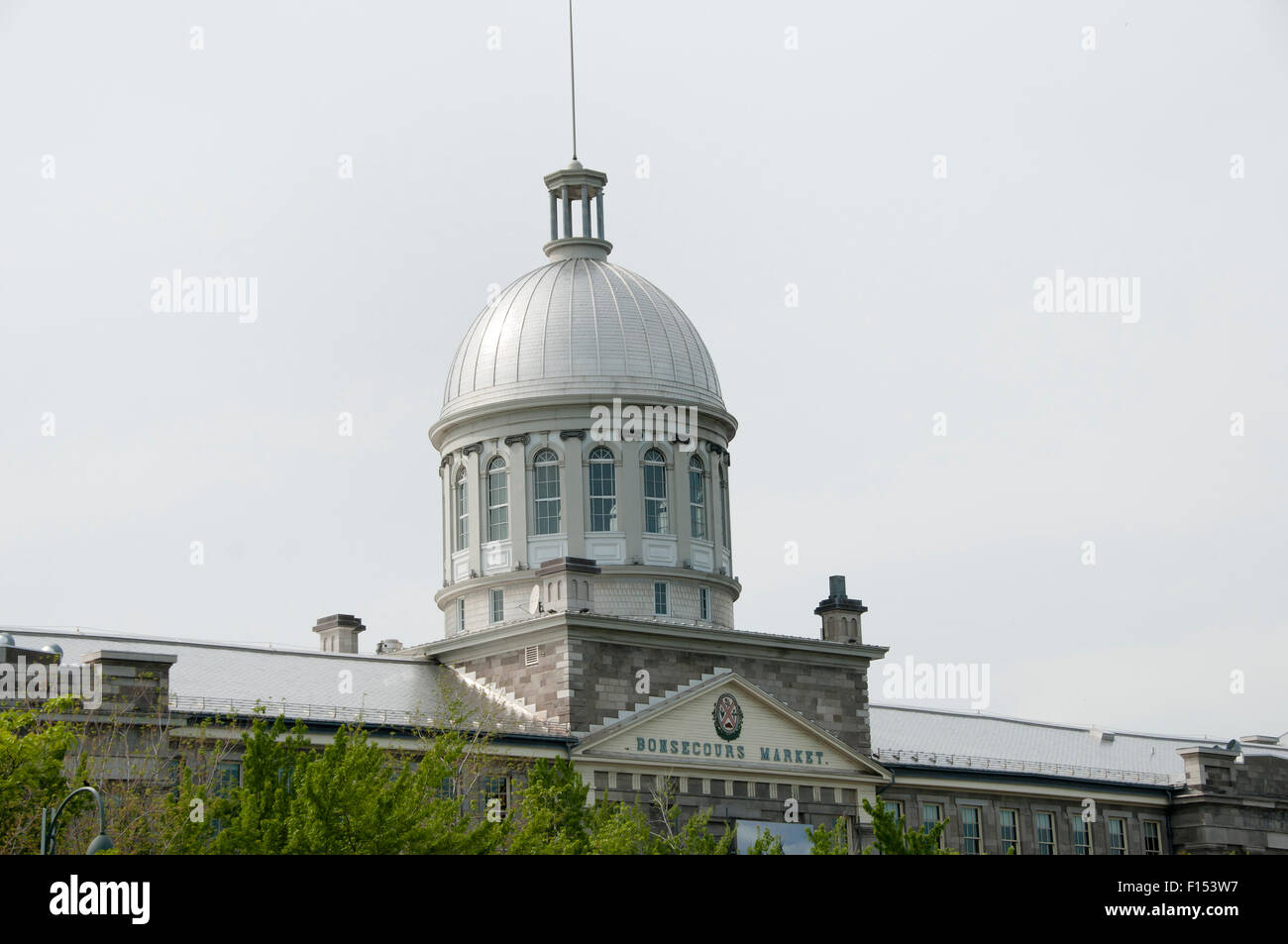 Bonsecours market marche bonsecours old hi-res stock photography and ...