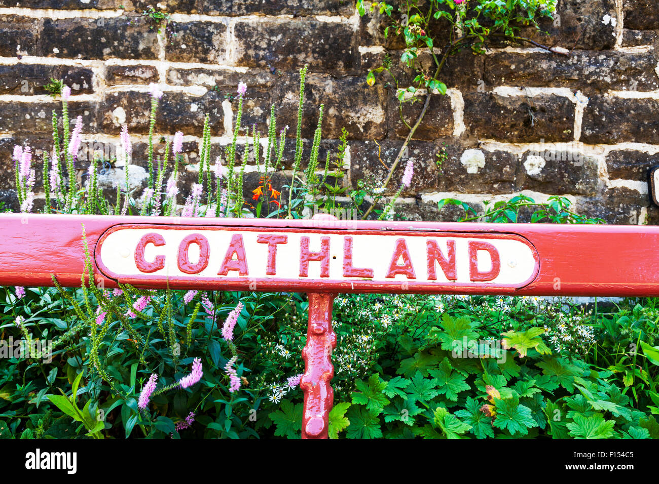 Station name sign hi-res stock photography and images - Alamy