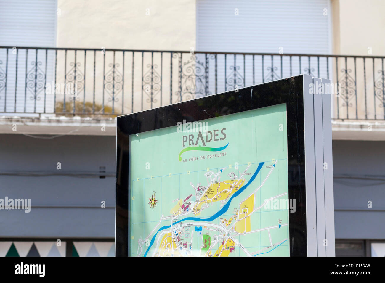 Roussillon map hi-res stock photography and images - Alamy