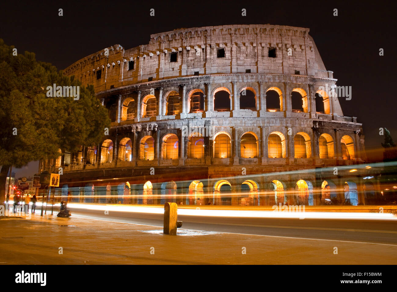 Colosseum night light trail in rome hi-res stock photography and images ...