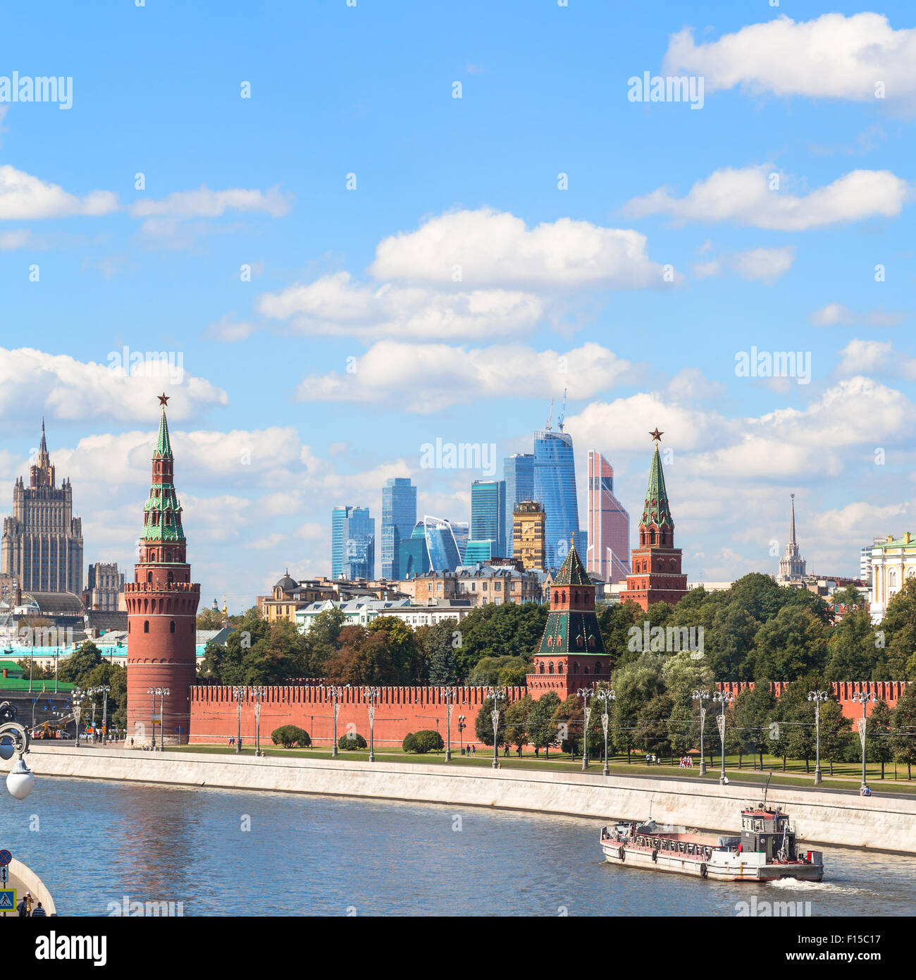 Moscow skyline - view of Kremlin, skyscrapers, Moscow City district and ...