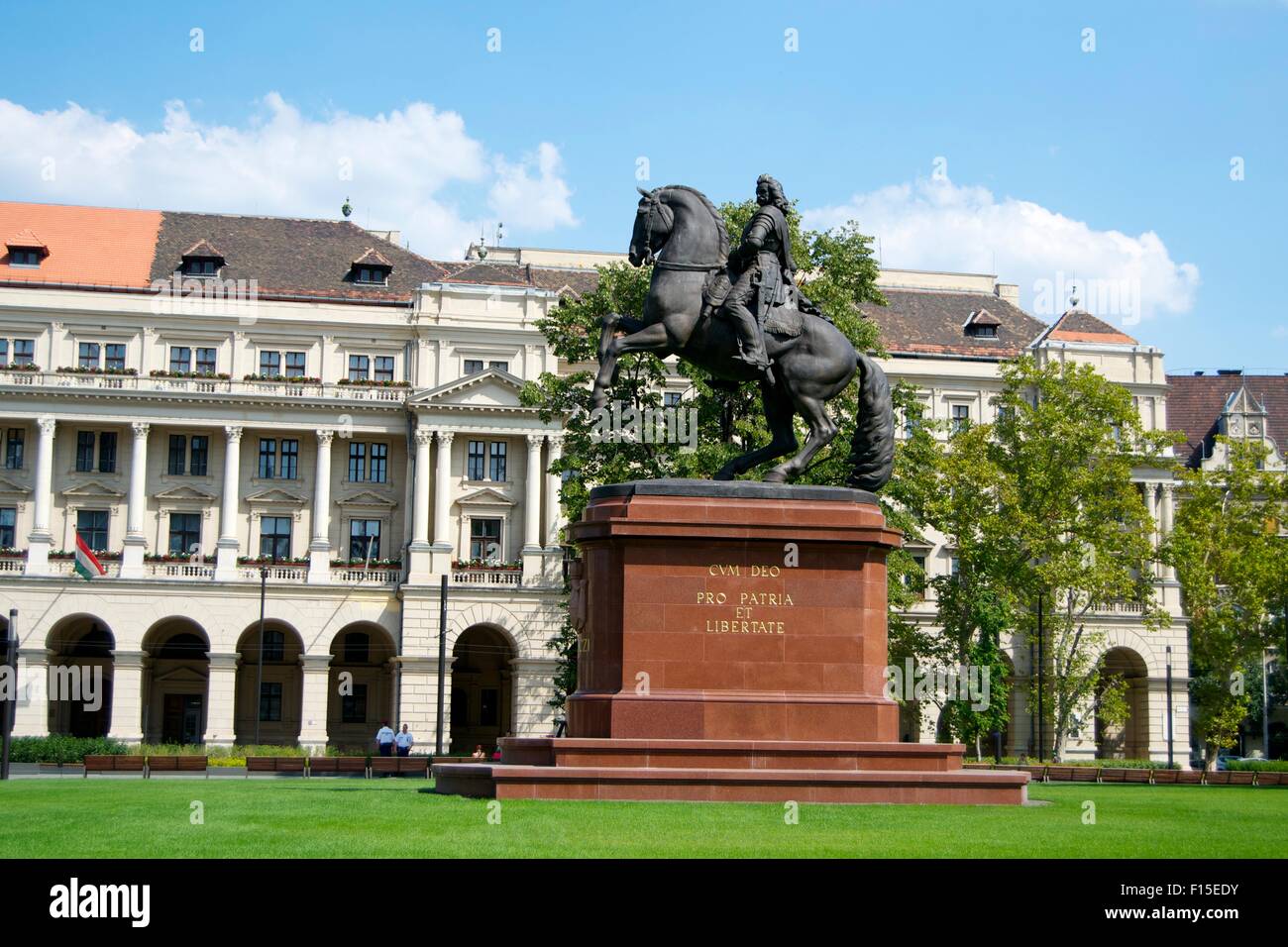Hungarian statues hi-res stock photography and images - Alamy