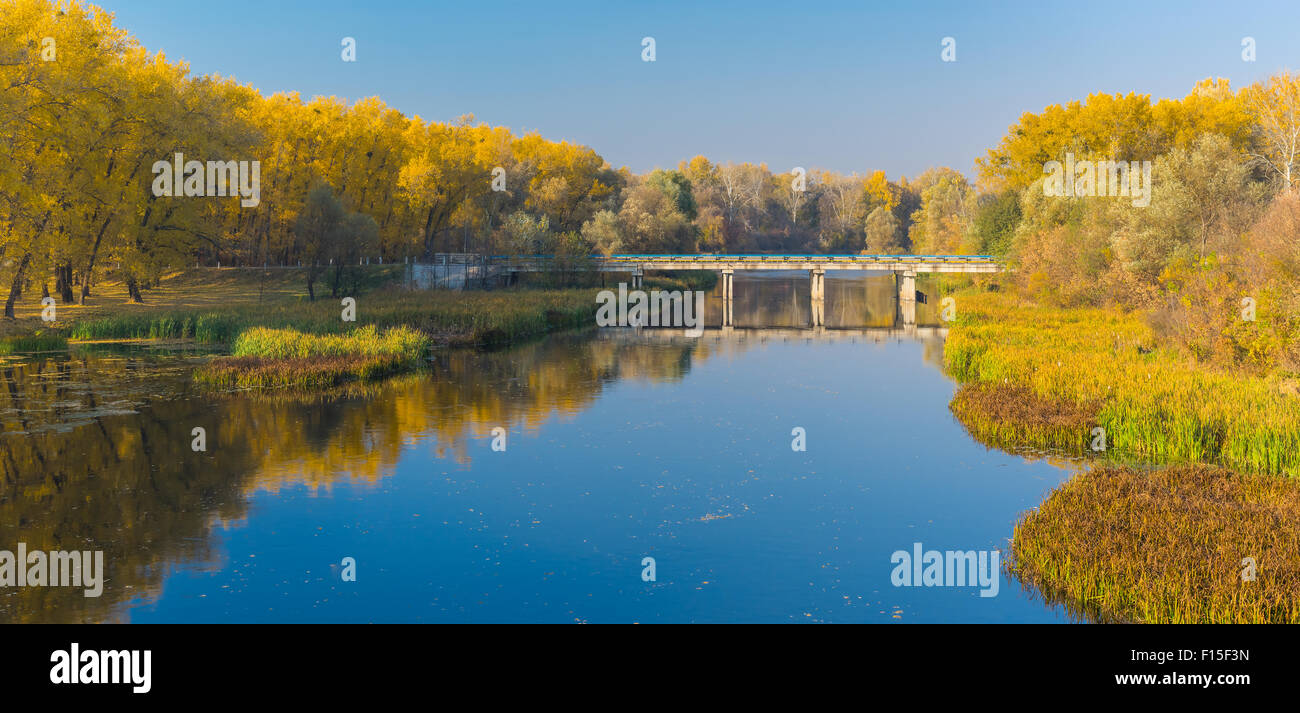 Peaceful autumnal afternoon on a Psel river in Ukraine Stock Photo - Alamy