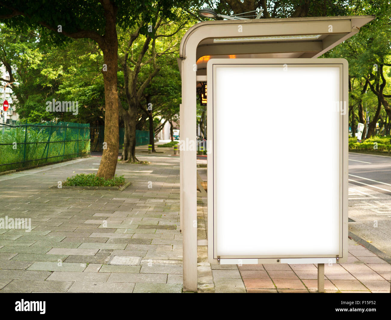 Blank bus stop poster hi-res stock photography and images - Alamy