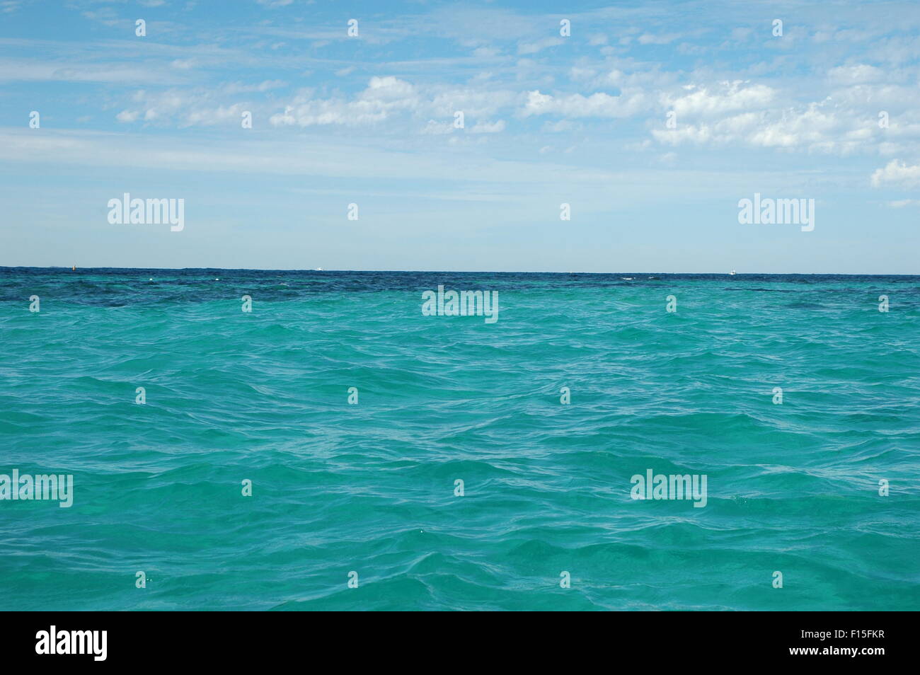 Waves indian ocean on shore hi-res stock photography and images - Alamy