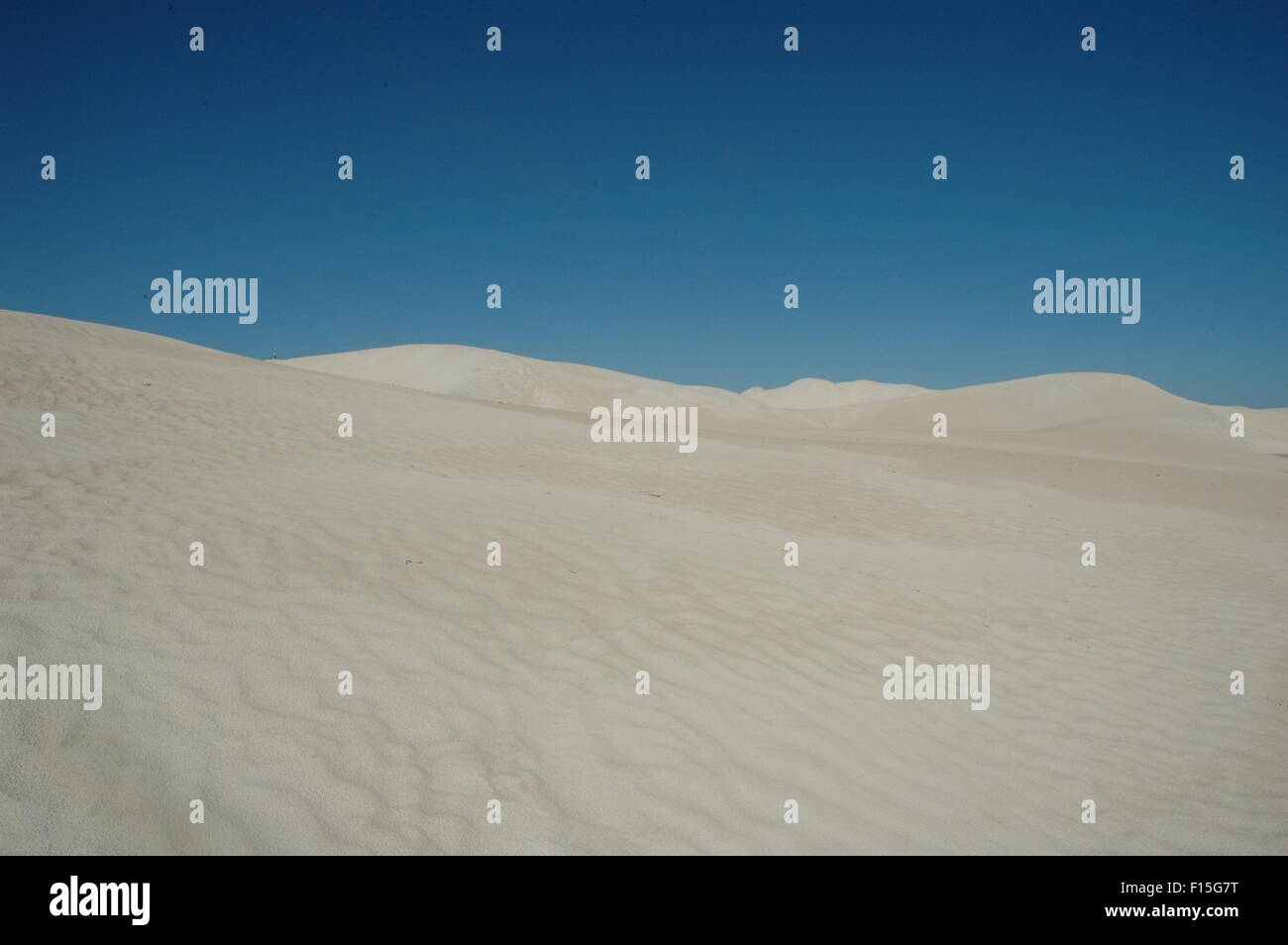 White Sand Dessert WA Stock Photo - Alamy