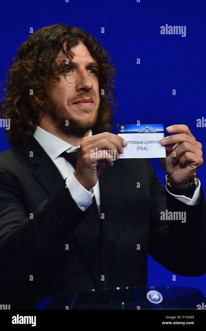 Monaco, Monaco. 27th Aug, 2015. CARLES PUYOL shows the draw result of ...