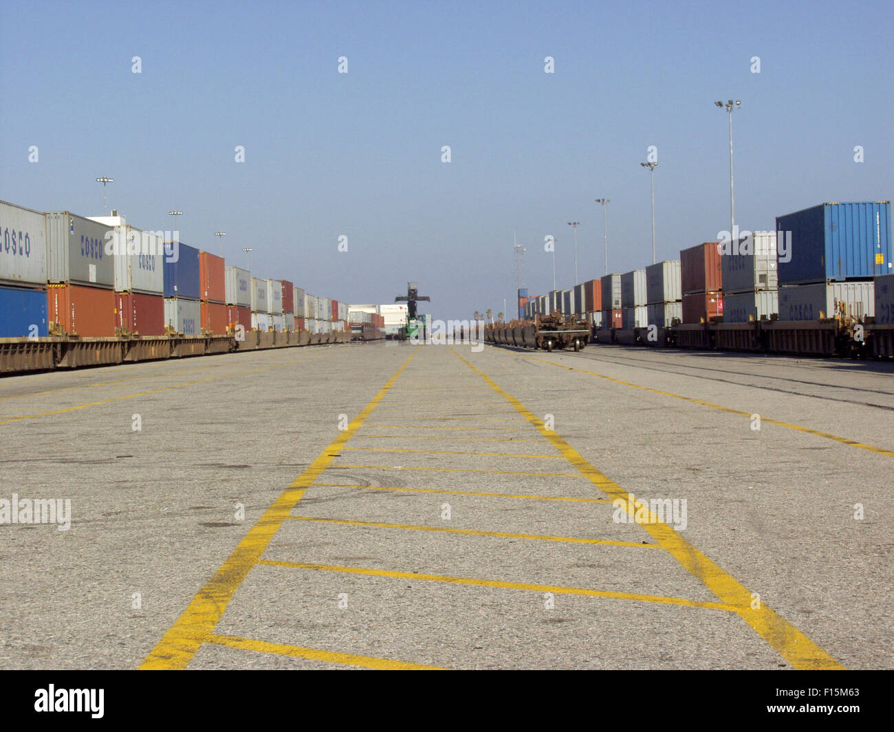 on dock rail container facility Stock Photo - Alamy