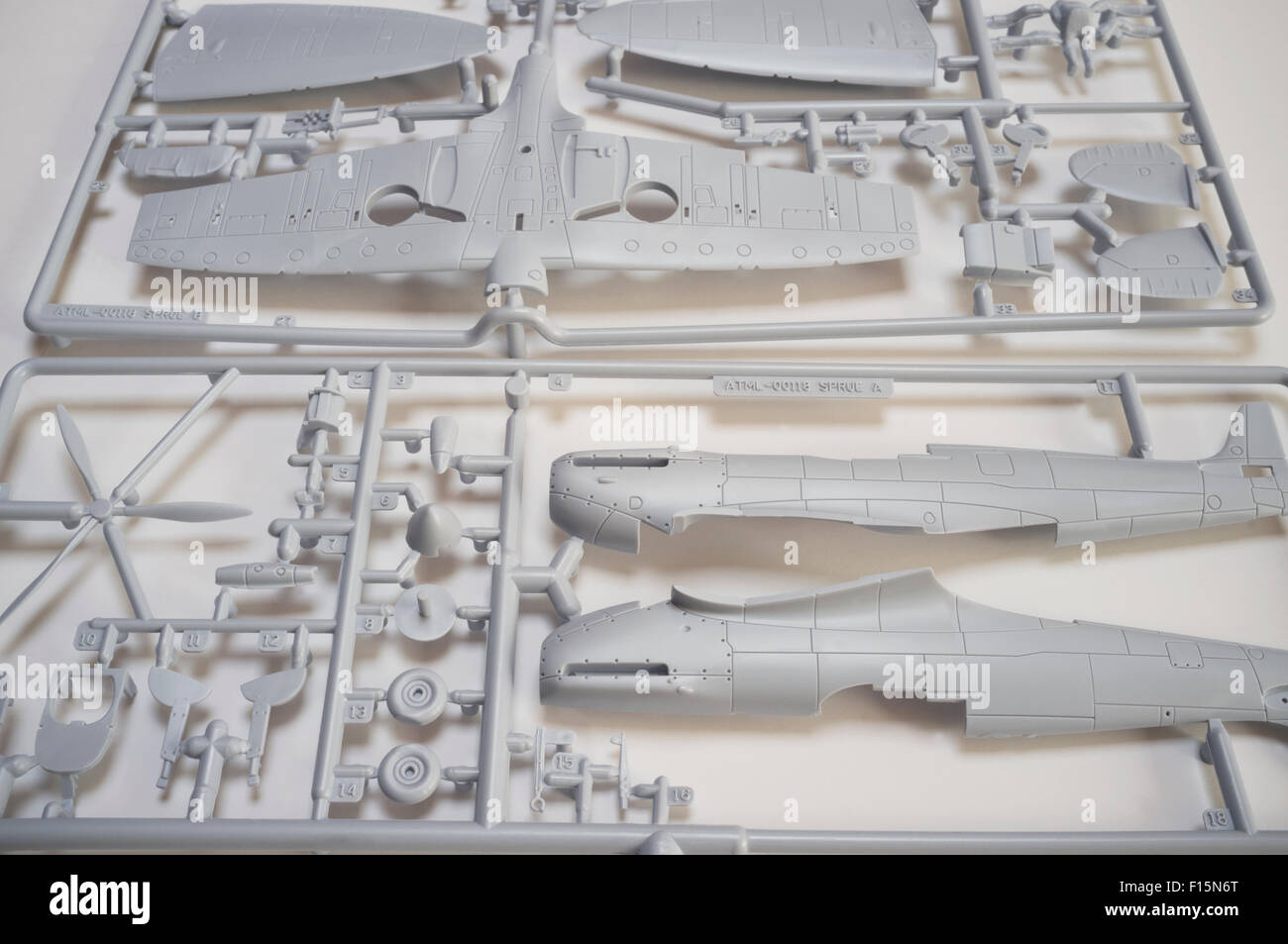 Airfix 1:72 scale Supermarine Spitfire MK1a WW2 RAF fighter aircraft Stock Photo - Alamy