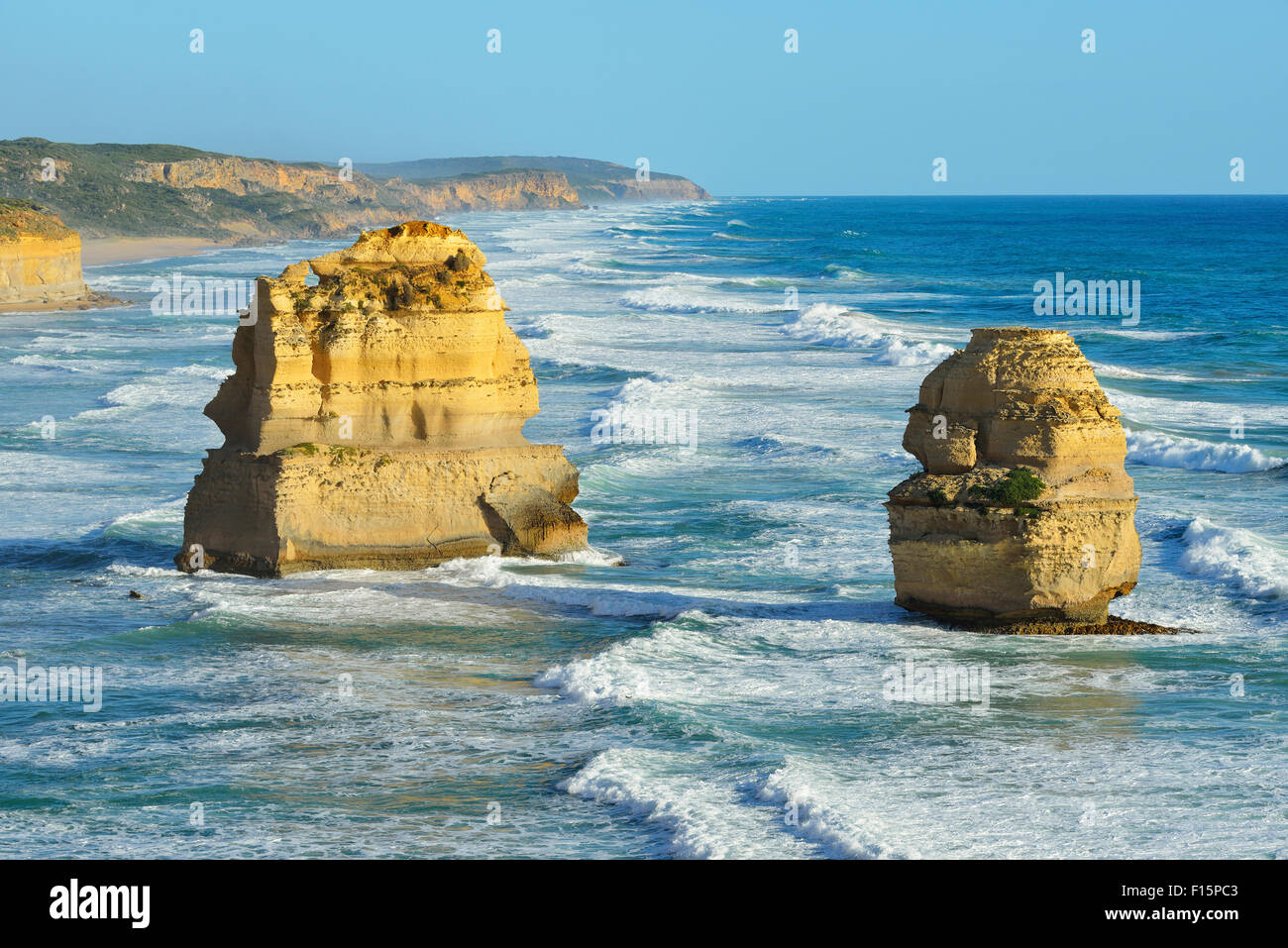 Limestone Stacks, The Twelve Apostles, Princetown, Great Ocean Road ...