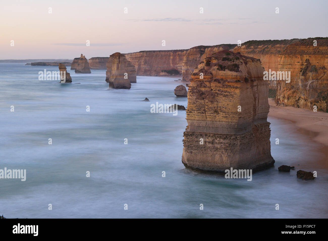 Limestone Stacks at Dusk, The Twelve Apostles, Princetown, Great Ocean ...