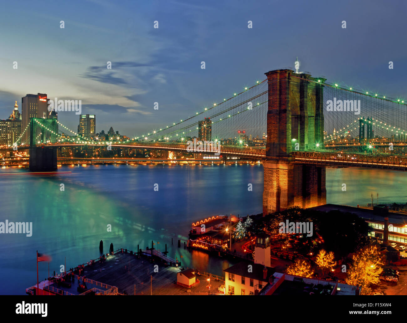 Brooklyn bridge night view hi-res stock photography and images - Alamy