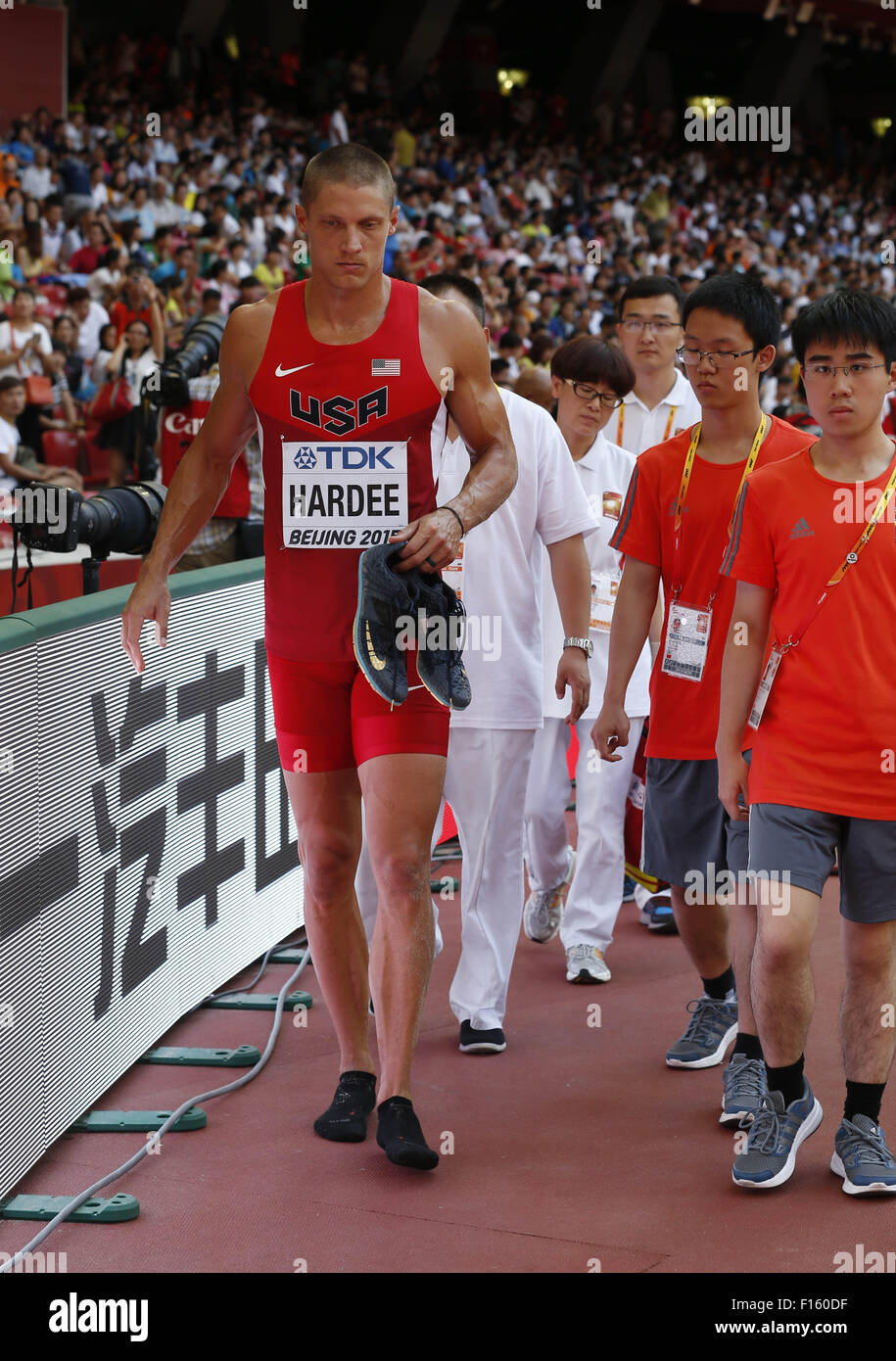 Beijing, China. 28th Aug, 2015. Trey Hardee (L) of the United States is ...