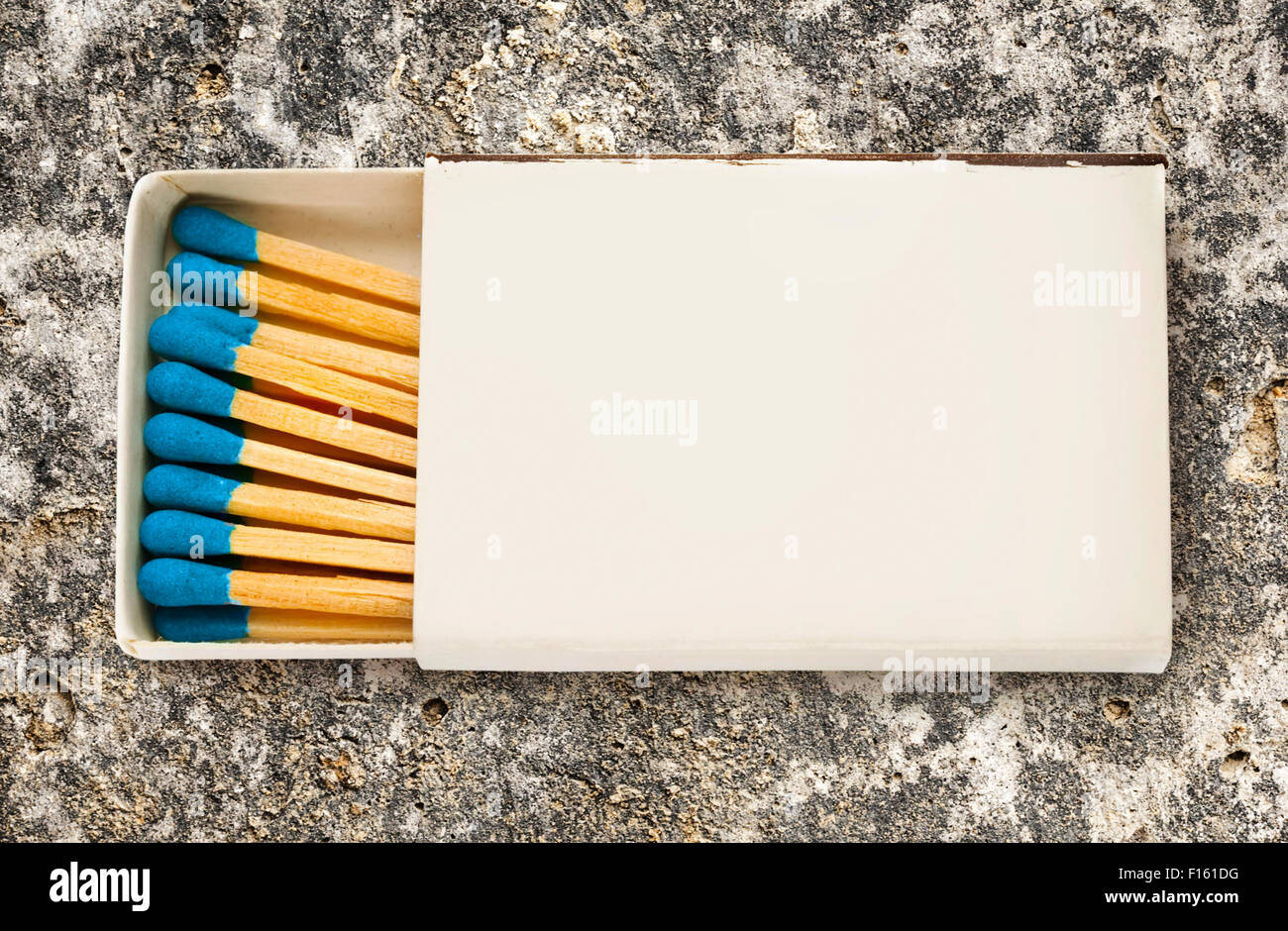 Blank box of blue matches in it Stock Photo - Alamy