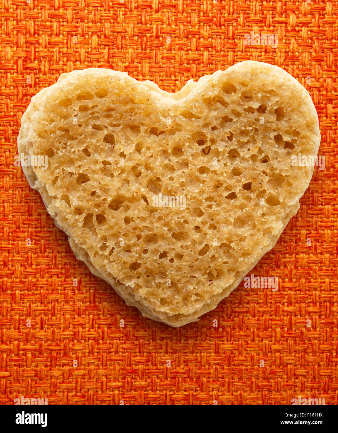 Slice bread heart form hi-res stock photography and images - Alamy