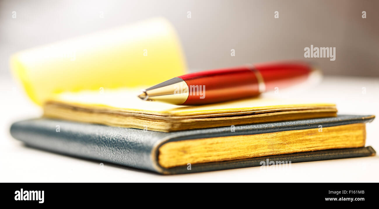 Memo blocks hi-res stock photography and images - Alamy