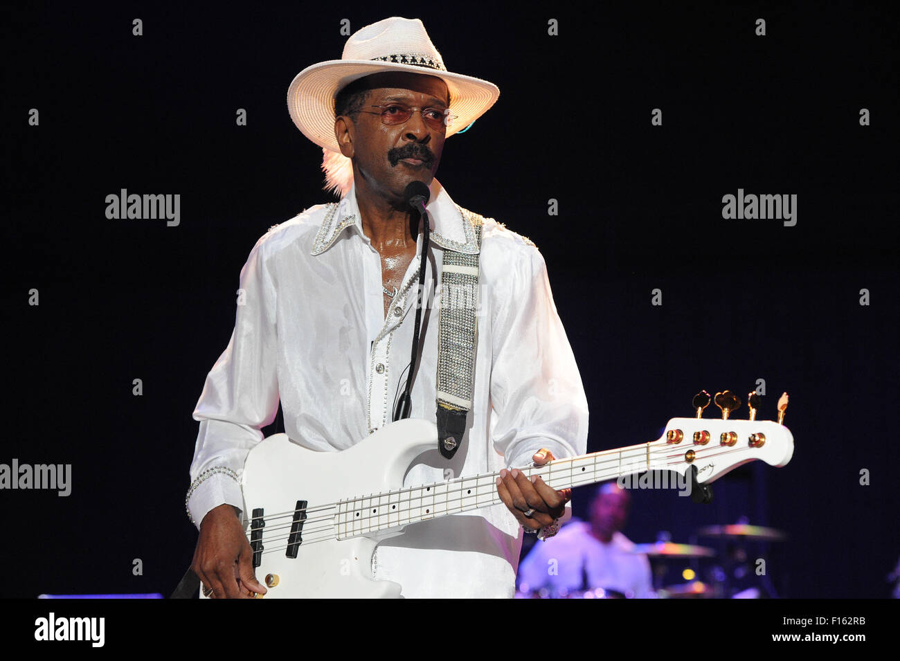 Larry graham graham central station hi-res stock photography and images ...