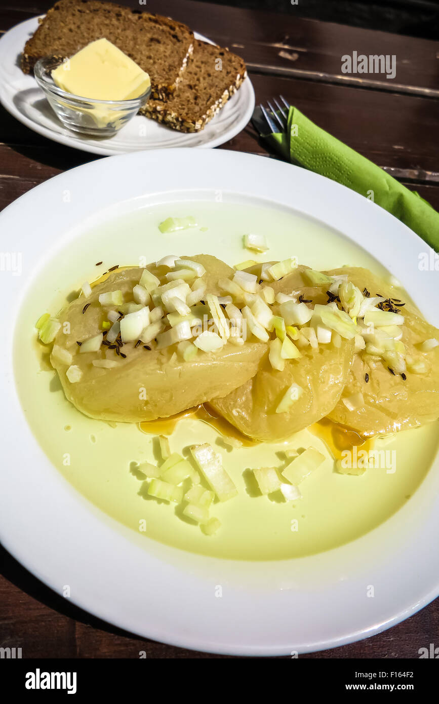 Typical german cheese dish Frankfurt area-The Handkaese mit Musik Stock ...