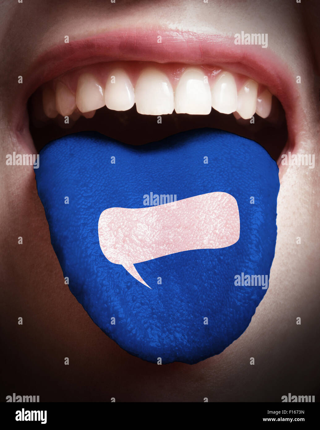 Open chat bubble hi-res stock photography and images - Alamy