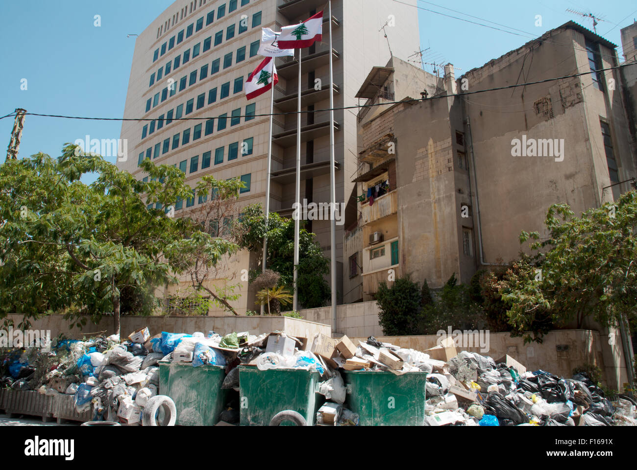 trash pile up in the street of Beirut Lebanon Stock Photo - Alamy