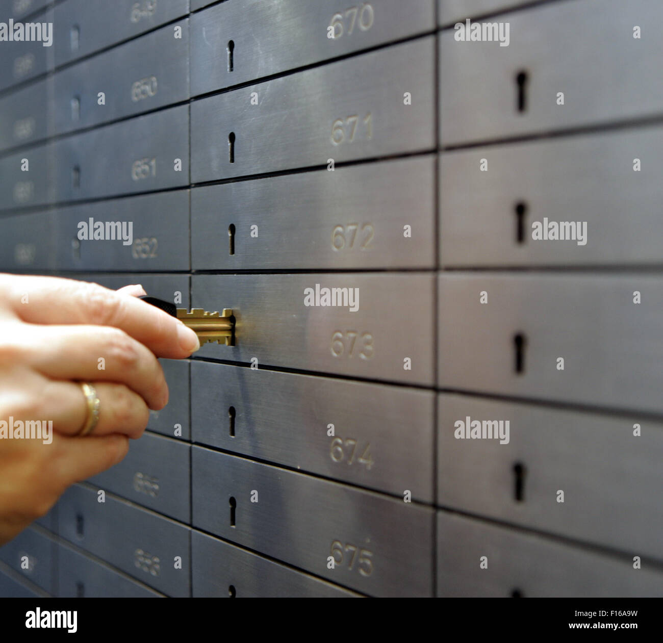 Rental lockers hi-res stock photography and images - Alamy