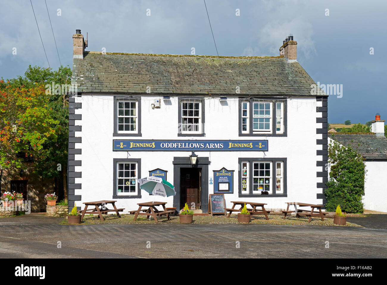 Oddfellows arms hi-res stock photography and images - Alamy