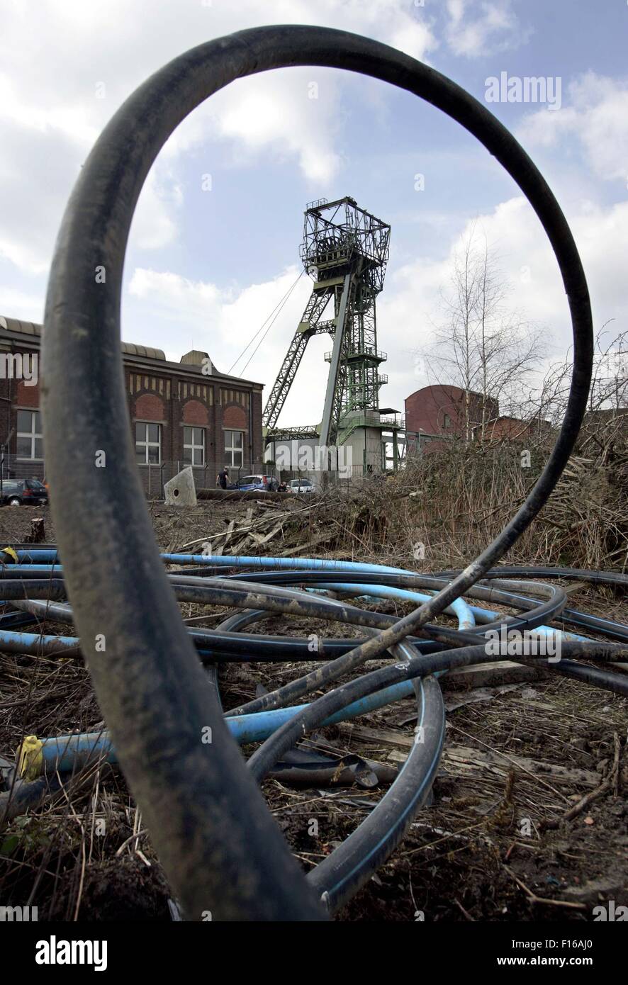 Structural energy emblem hi-res stock photography and images - Alamy