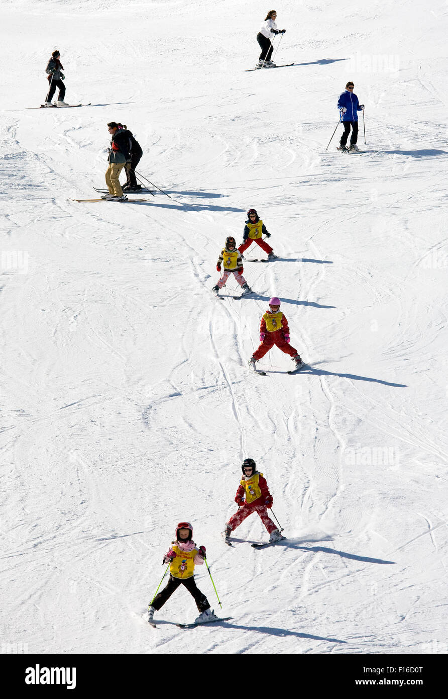 Beginner skier hi-res stock photography and images - Alamy