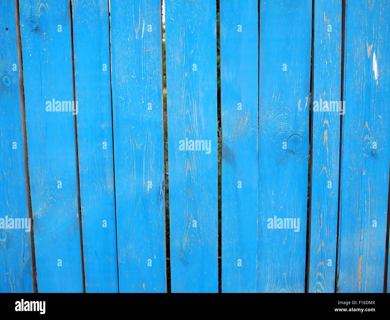 Painted blue wooden fence hi-res stock photography and images - Alamy