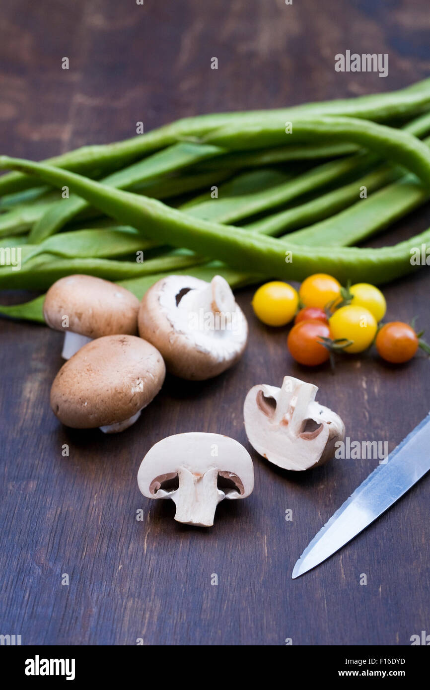 Runner beans hi-res stock photography and images - Alamy