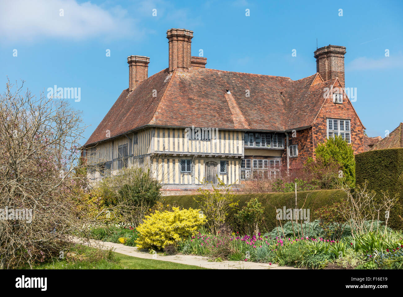 Great dixter garden hi-res stock photography and images - Alamy
