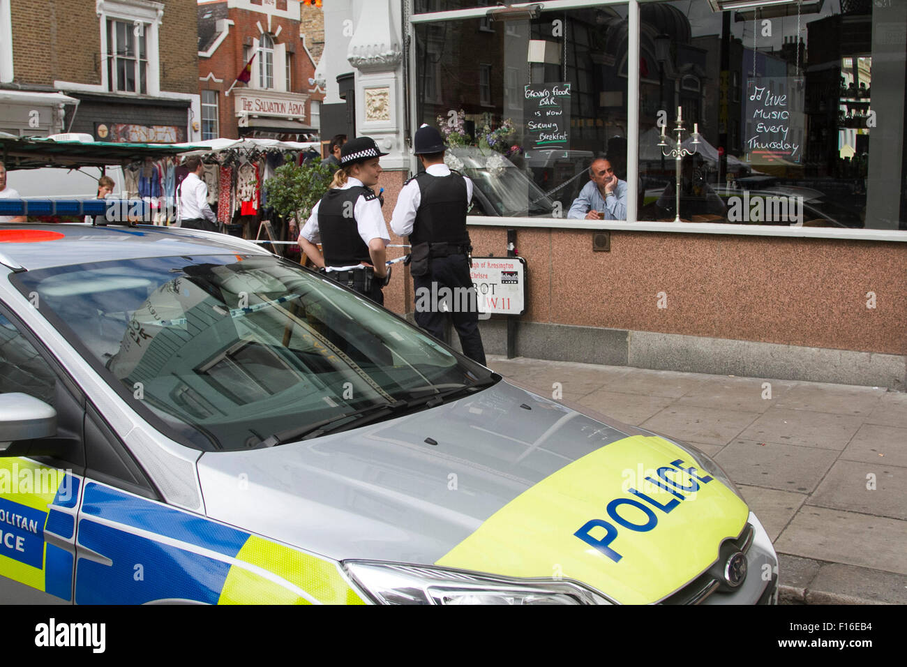 Notting Hill London,UK. 28th August 2015. A crime scene on Talbot Road ...