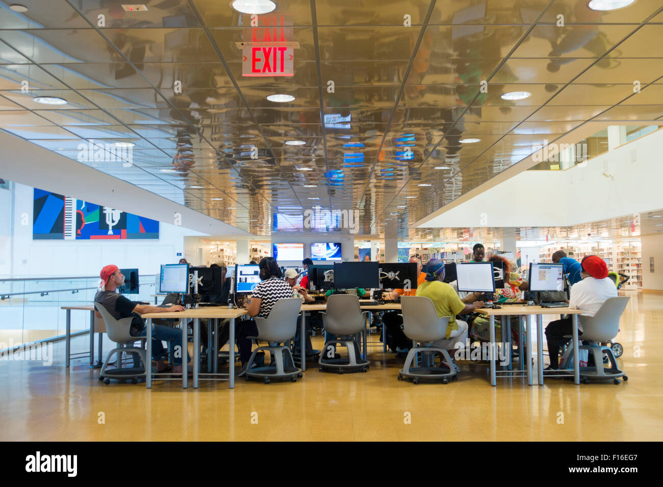 Hartford Public library downtown CT Stock Photo - Alamy