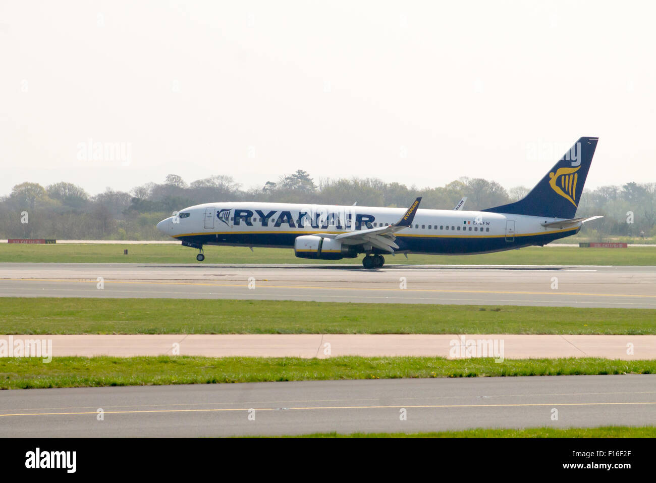 Ryanair Boeing 737 taking off from Manchester International Airport ...