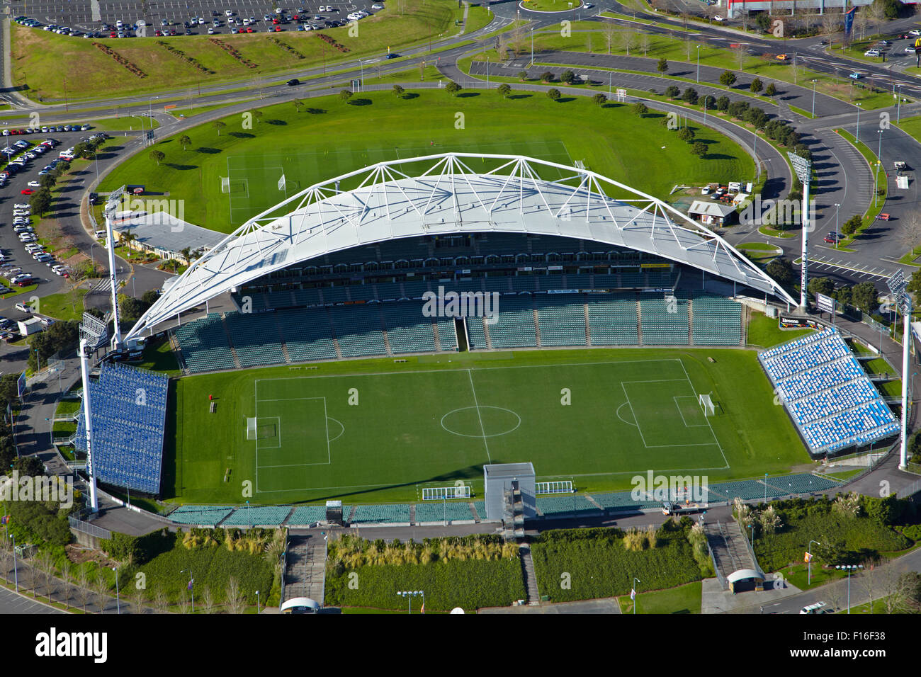 Sport stadiums hi-res stock photography and images - Alamy