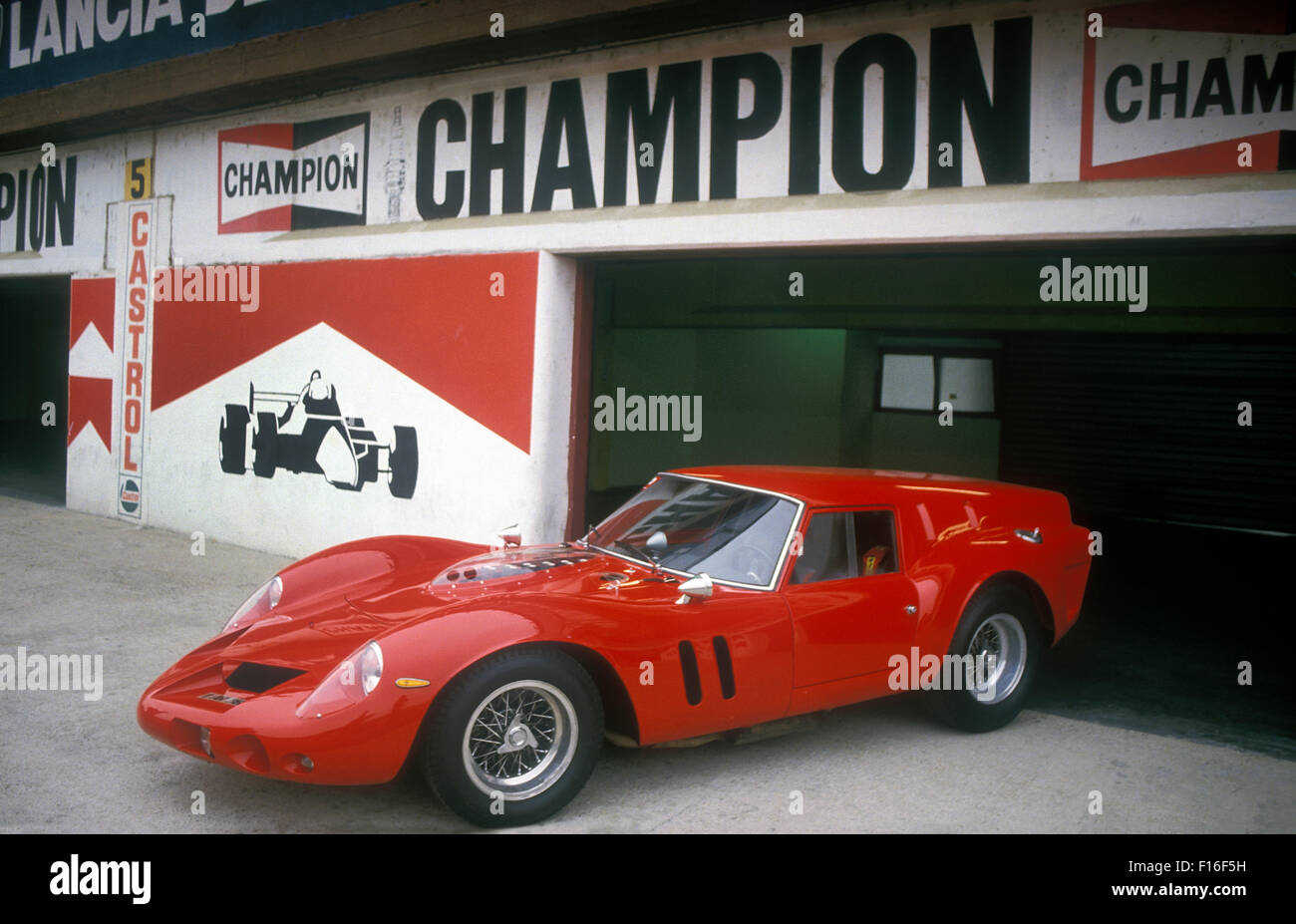 Ferrari GTO Bread van GT race car at the Ferrari 40th anniversary ...