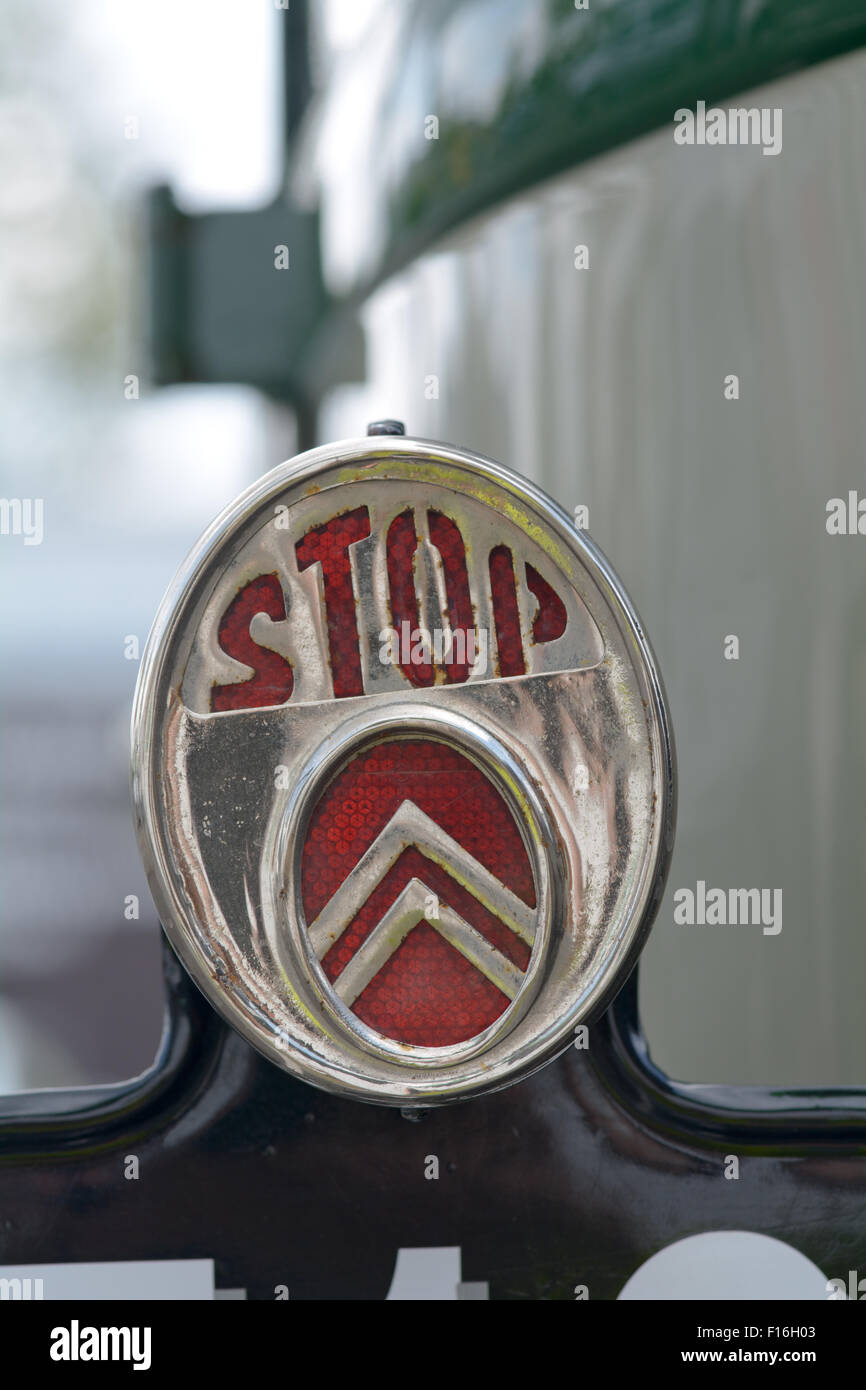 Citroen car logo hi-res stock photography and images - Alamy