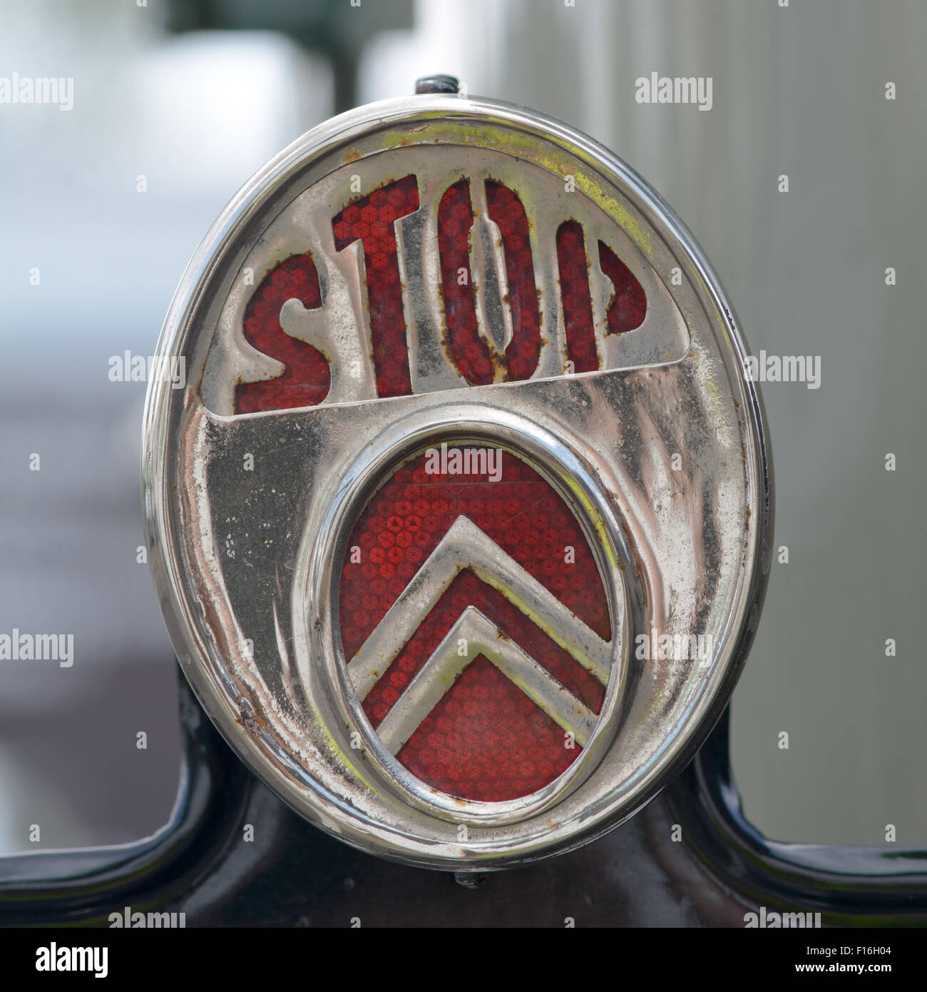 Citroen car logo hi-res stock photography and images - Alamy