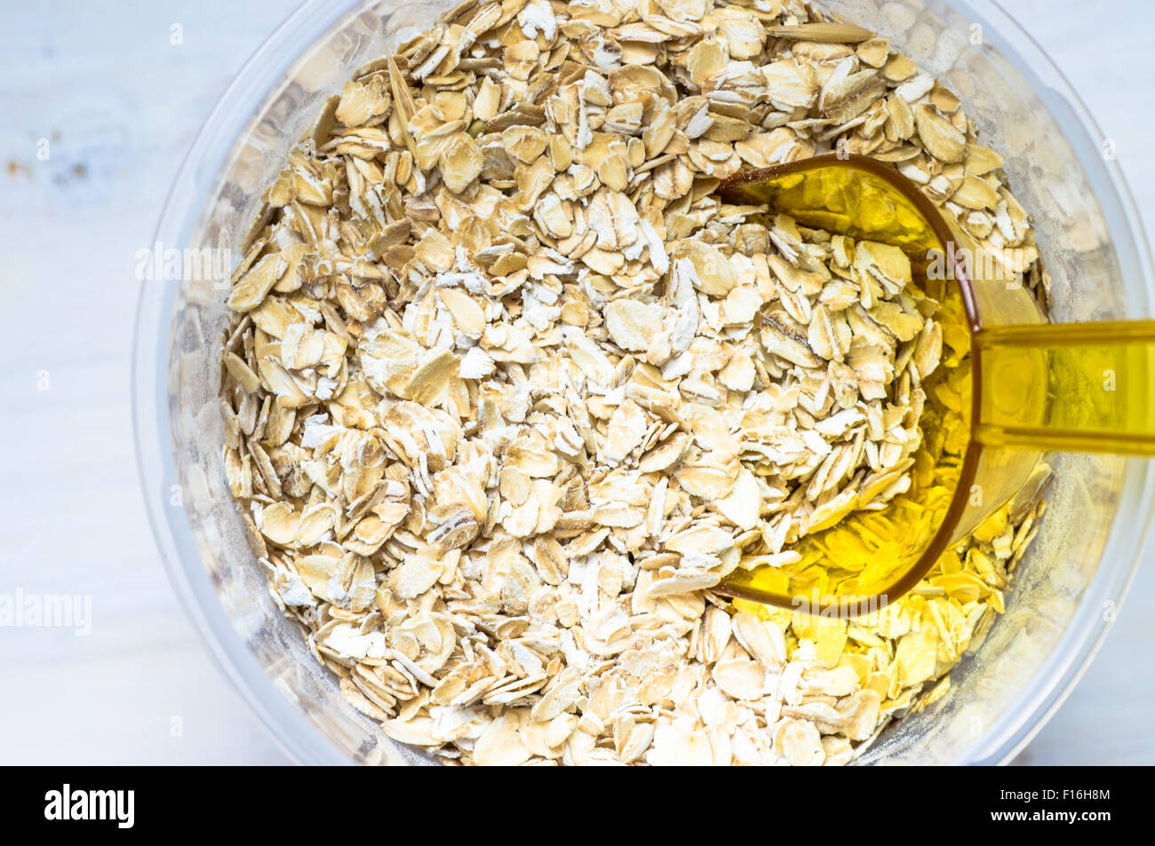 Oatmeal container hi-res stock photography and images - Alamy
