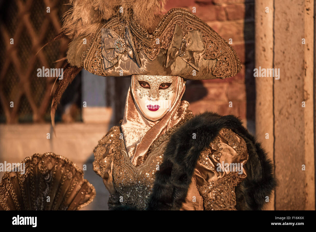 Flamboyant costume hi-res stock photography and images - Alamy