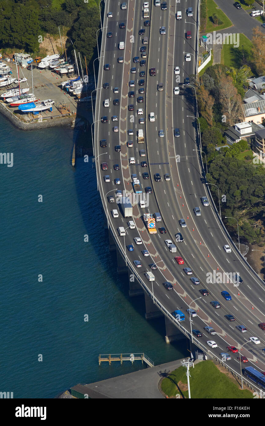 Auckland Harbour Bridge approach and Waitemata Harbour, Northcote Point ...