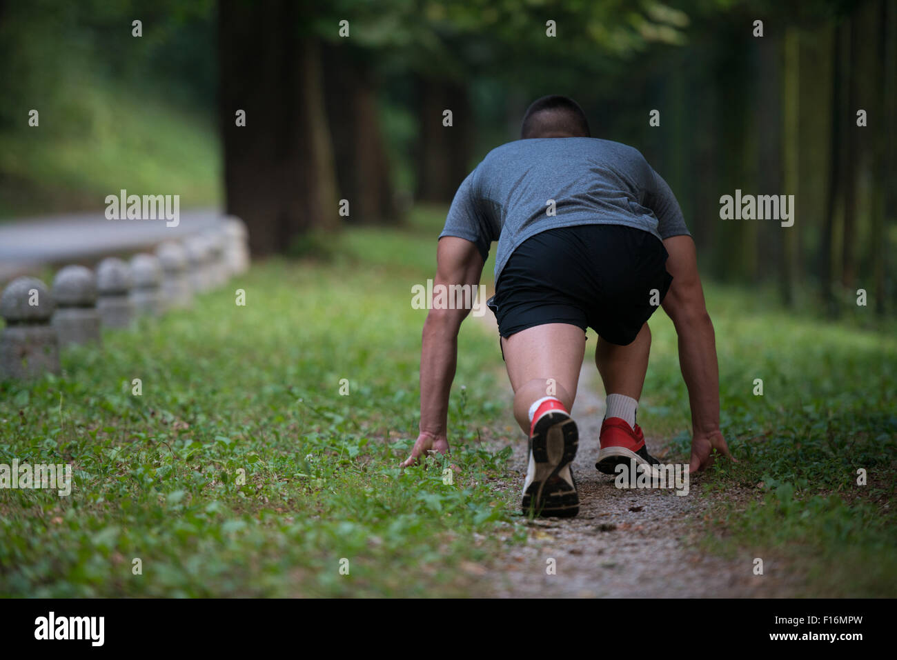 Marathon starting line male hi-res stock photography and images - Alamy