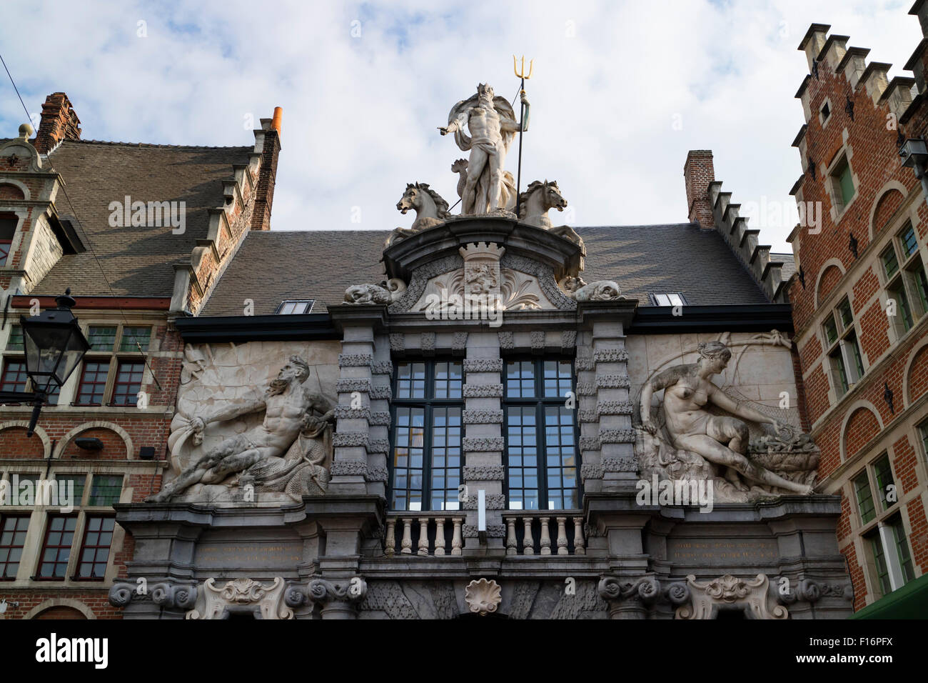 Statue roman god neptune trident hi-res stock photography and images ...