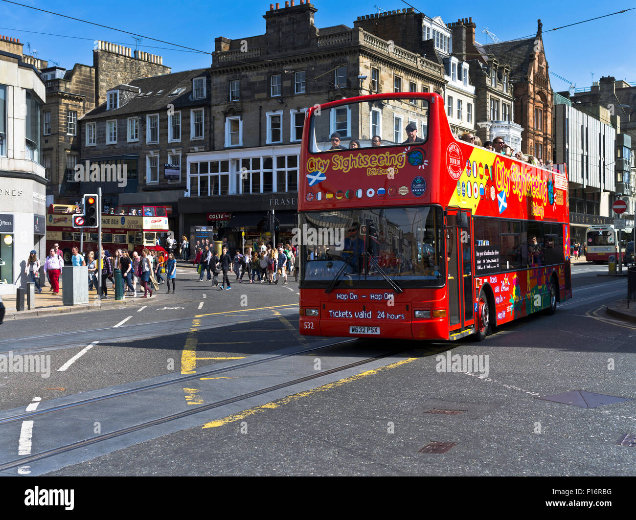 dh City Sightseeing bus PRINCES STREET EDINBURGH Open air top double ...