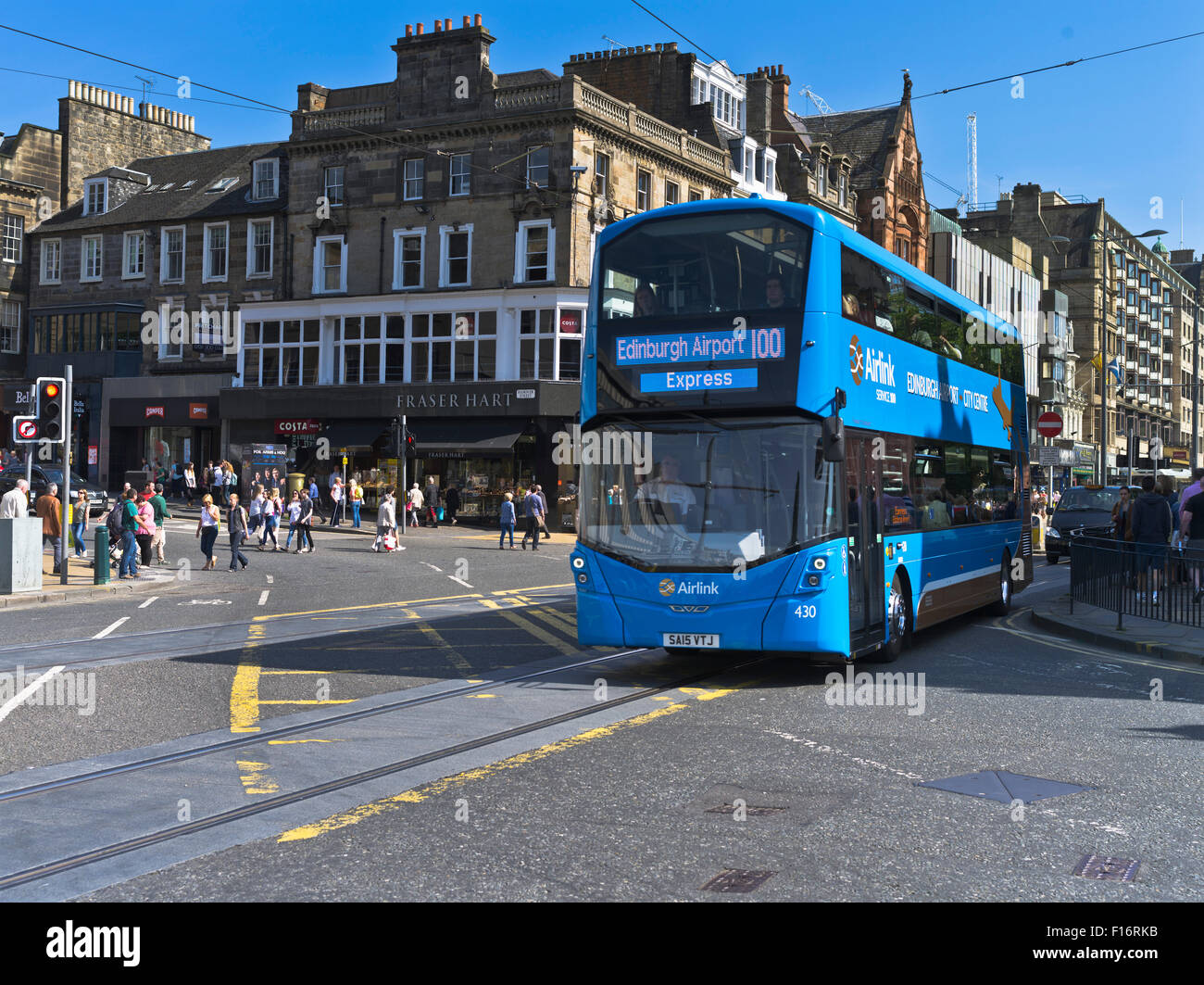 dh PRINCES STREET EDINBURGH City Centre Edinburgh Airport Express bus ...