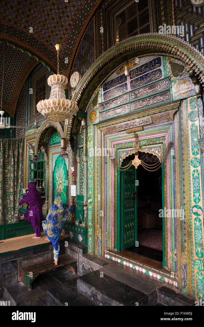 India, Jammu & Kashmir, Srinagar, Khanqah-i-Mu’ala, Shah Hamdan Mosque ...