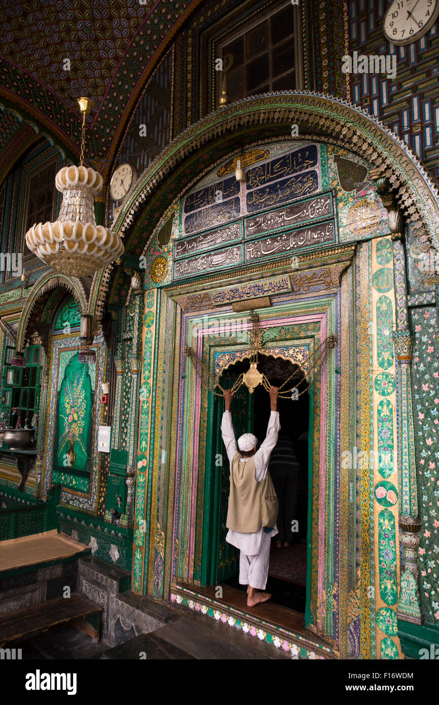 India, Jammu & Kashmir, Srinagar, Khanqah-i-Mu’ala, Shah Hamdan Mosque ...