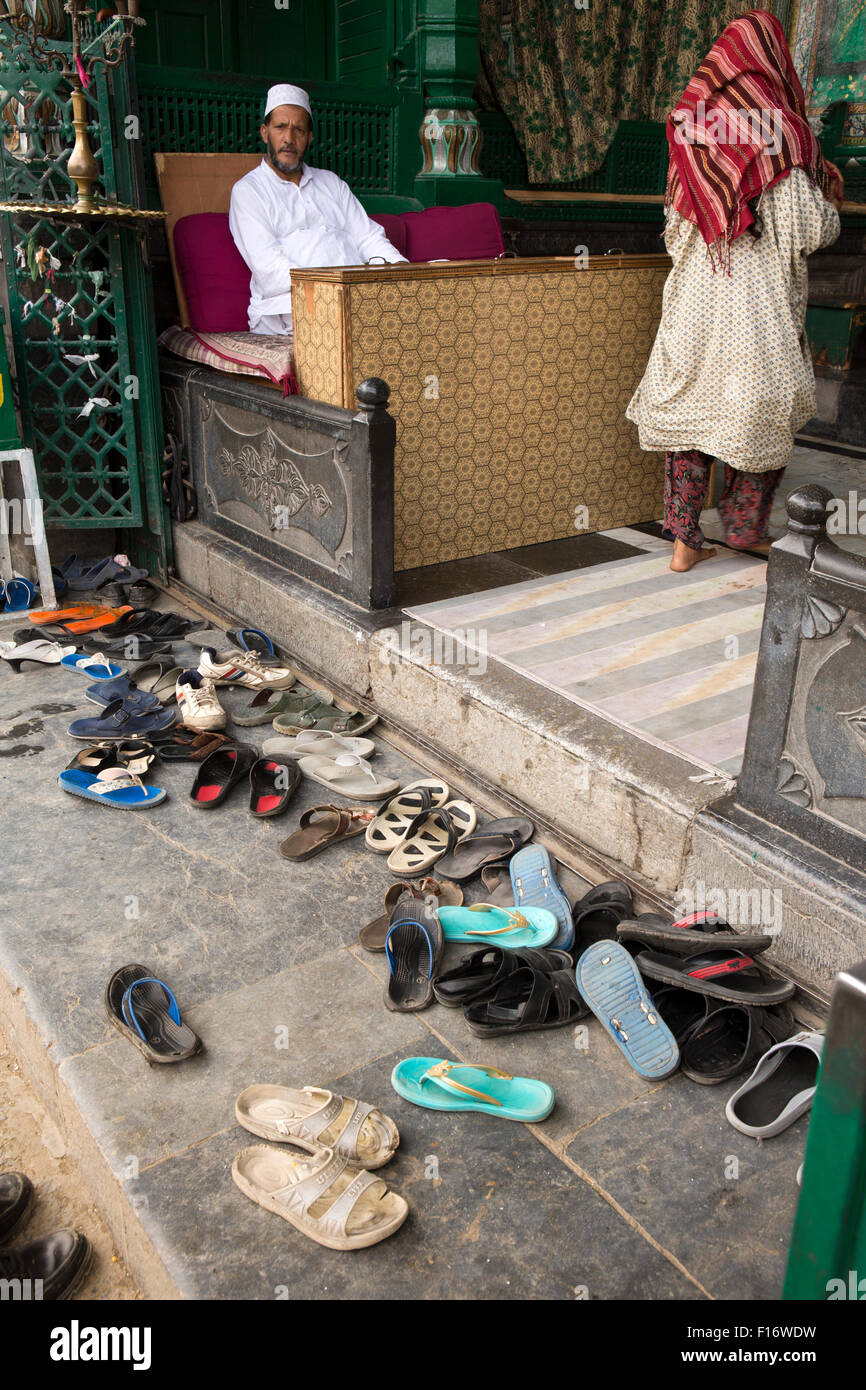 India, Jammu & Kashmir, Srinagar, Khanqah-i-Mu’ala, Shah Hamdan Mosque ...