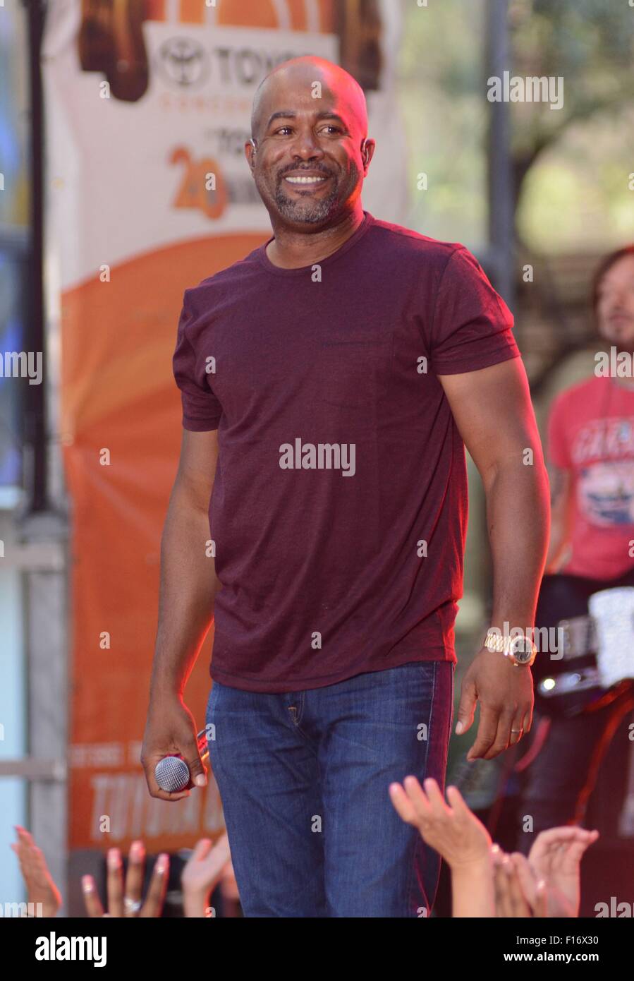New York, NY, USA. 28th Aug, 2015. Darius Rucker on stage for NBC Today ...